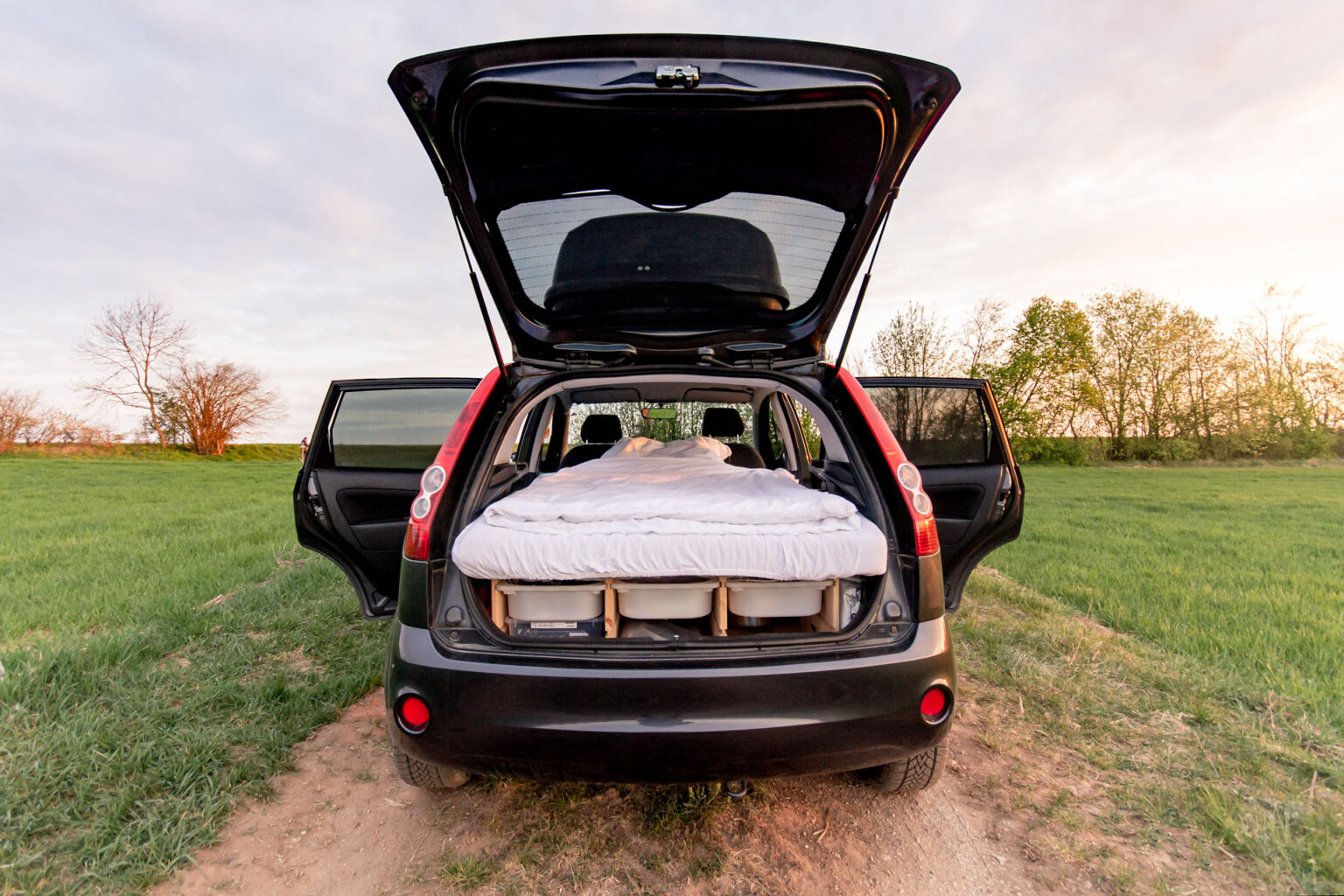Ford Fiesta Camper - 1.4 Durashift-EST Style - Vans of Germany